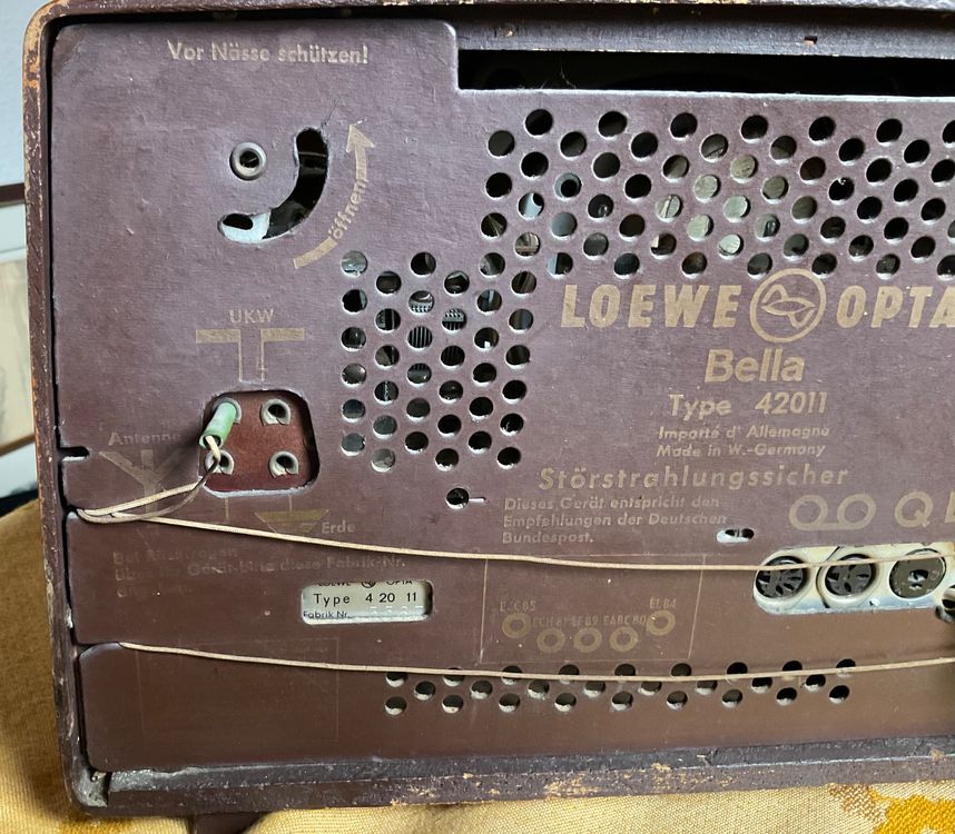 Alter Radio Loewe Opta Bella (Gebraucht) in Endingen für CHF 16 – nur ...