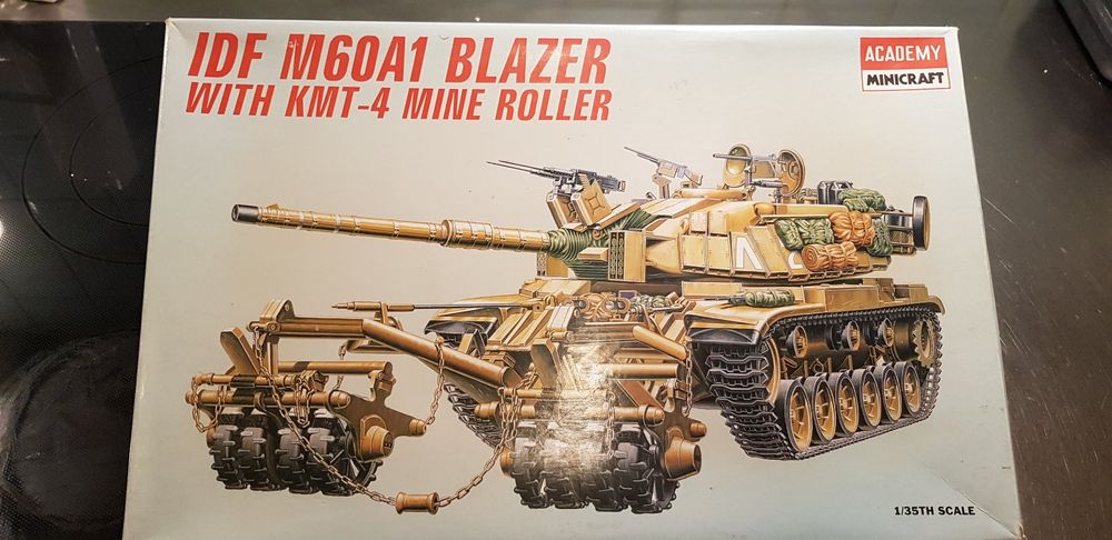ACADEMY MINICRAFT 1:35 IDF M60A1 BLAZER WITH KMT-4 MINE ROLL | Kaufen auf Ricardo