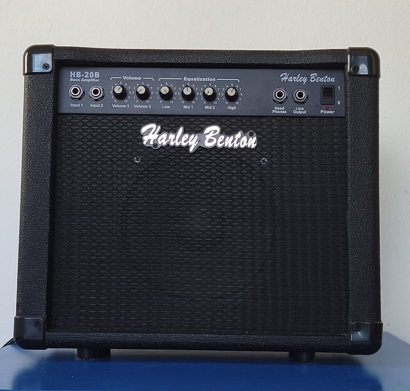 Harley Benton HB-20B Bass Verstärker (Gebraucht) in Mülligen für CHF 30 ...