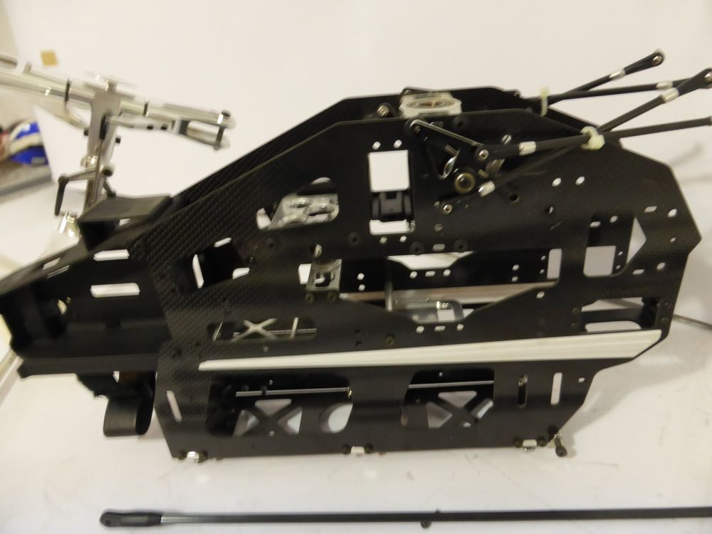 T-Rex 700 elektro von Align als Ersatz Chassis | Kaufen auf Ricardo