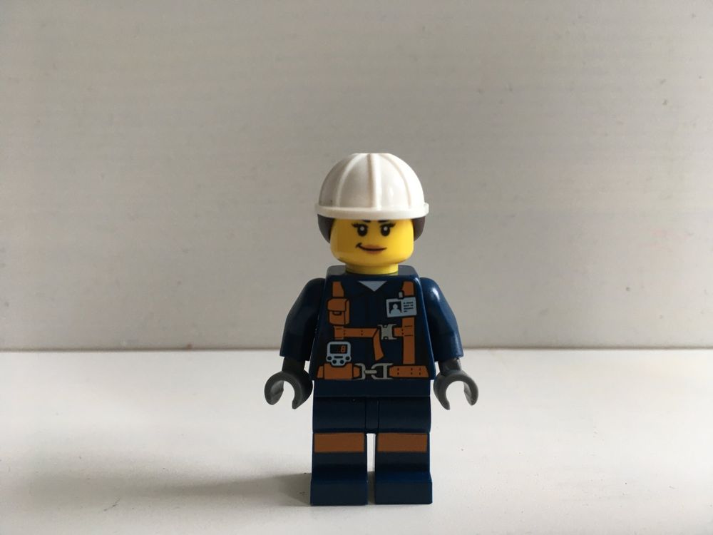 Lego City Minifigur - Miner Frau aus Set 60184 | Kaufen auf Ricardo