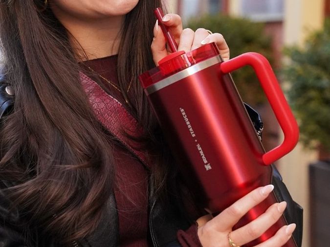 Neu Stanley x Starbucks Christmas Edition 1.18L (Neu und originalverpackt) in Zürich für CHF 80 ...