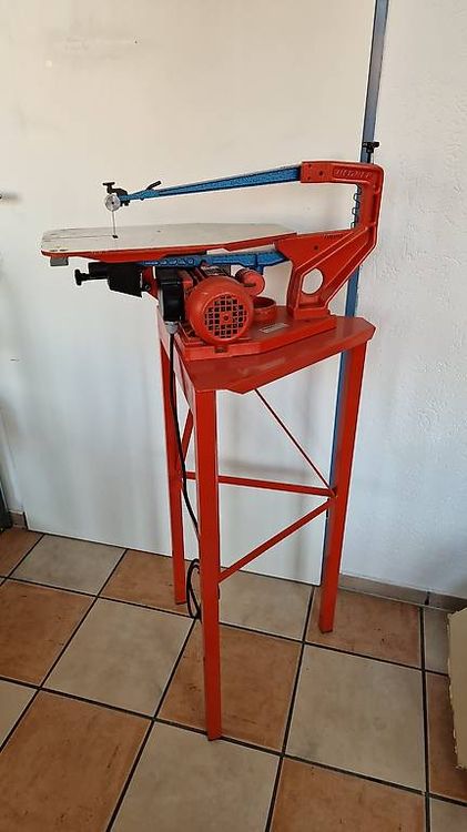 HEGNER Multicut-2 Dekupiersäge inkl. Ständer und Fusspedal (Gebraucht ...