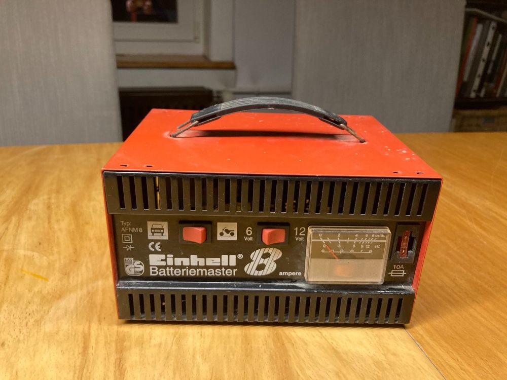 Batterieladegerät Batteriemaster (Gebraucht) in Zürich für CHF 6 – mit ...