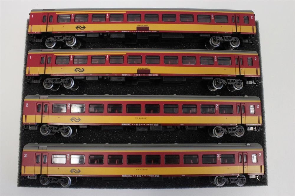 Märklin 2 x 4262, 2 x 4263 NS IC-Wagen (Gebraucht) in Basel für CHF 48 ...