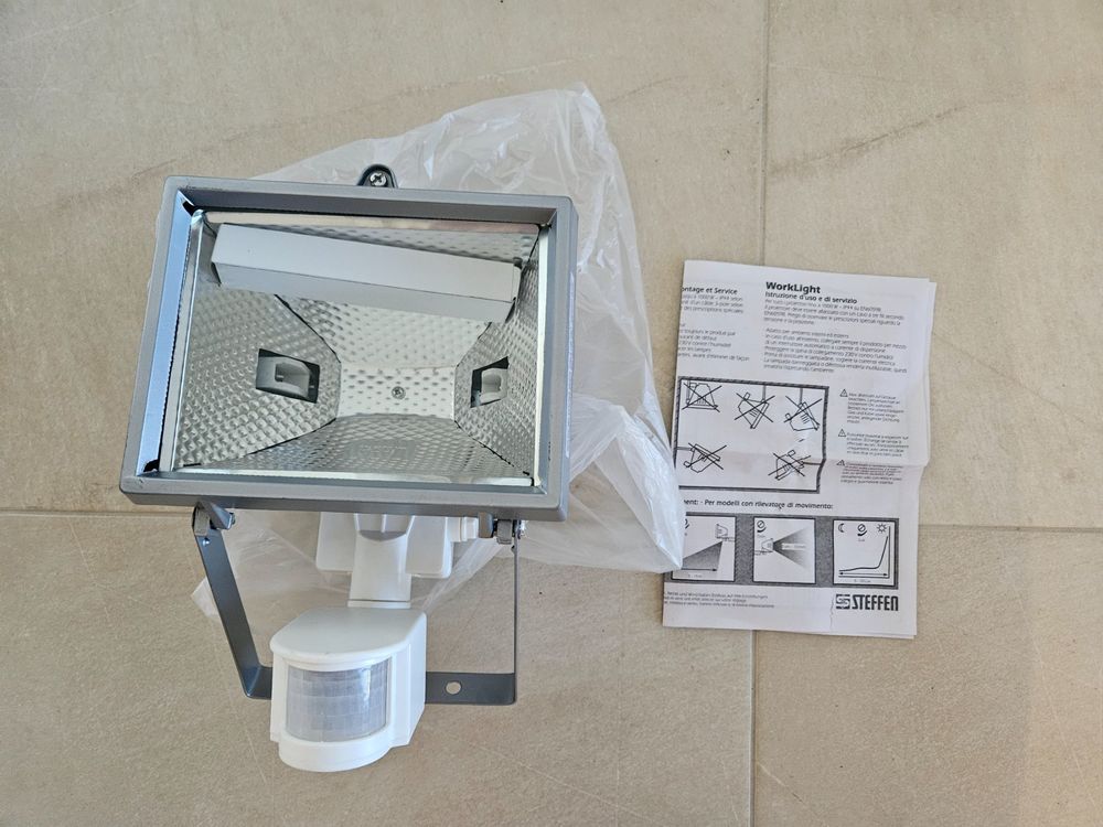 Work Light 500 W Halogenstrahler mit Bewegungsmelder (Neu (gemäss ...