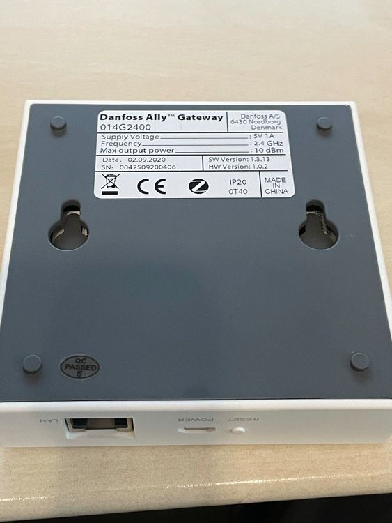 Danfoss Ally Gateway Zigbee Art 014G2400 (Gebraucht) in Vordemwald für ...