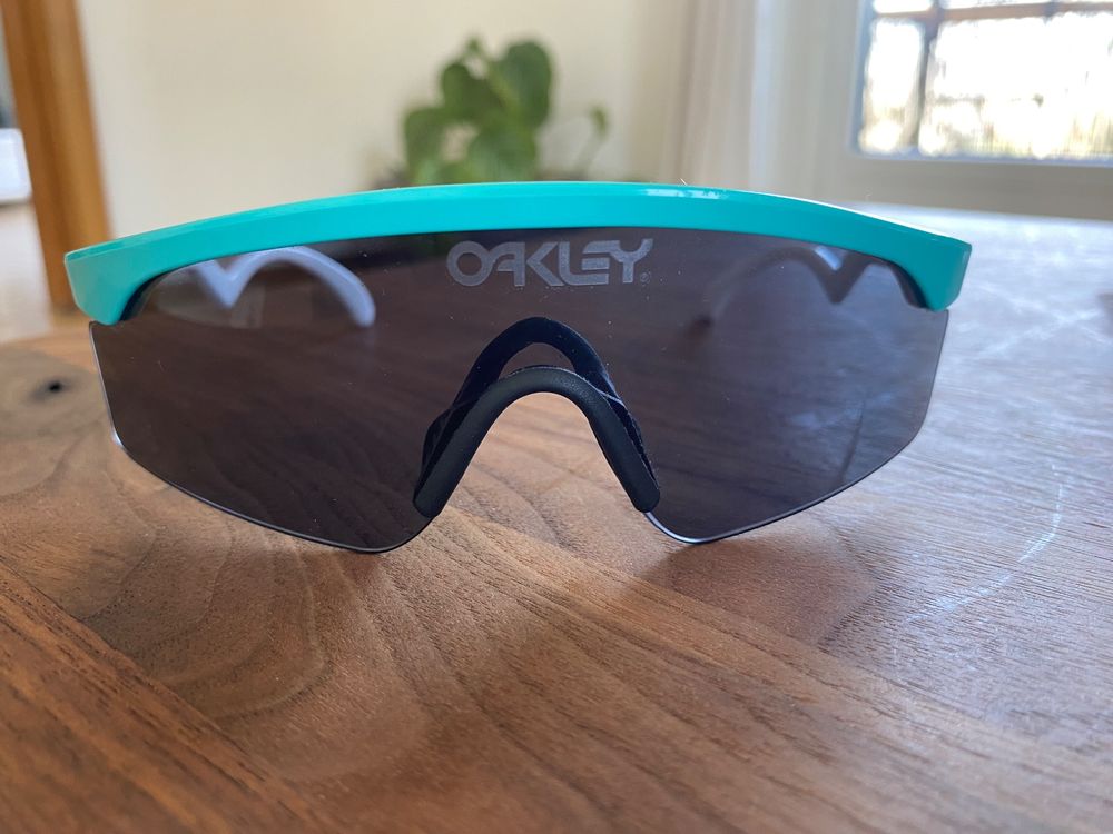 OAKLEY RAZOR BLADE HERITAGE (Gebraucht) in Basel für CHF 93 – mit ...