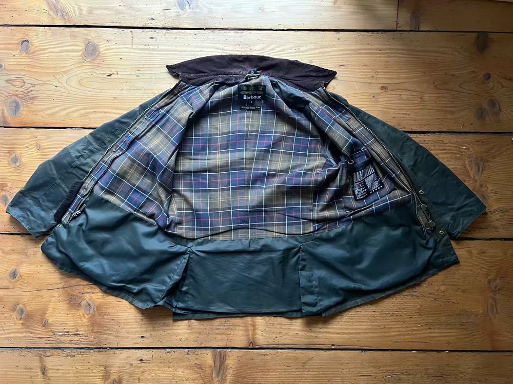Veste, Barbour Bedale Wax Jacket, L, vert olive (Gebraucht) in Biel ...