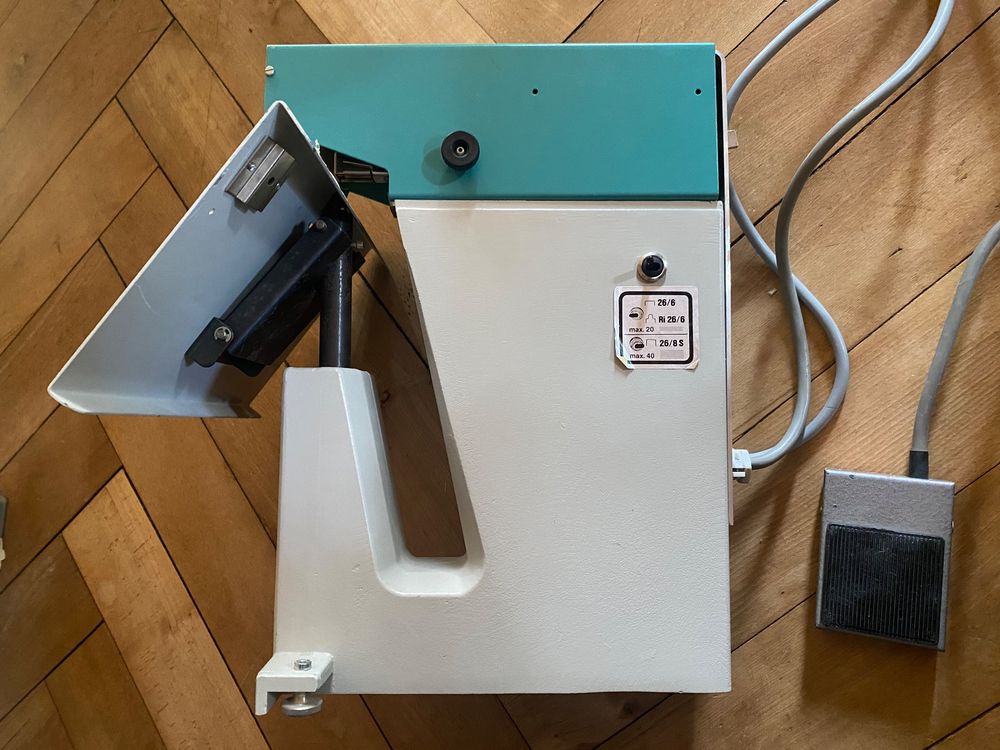 Hefter Bostitch Heftmaschine Nagel Rinak (Gebraucht) in Oberwil Dägerlen für CHF 50 – mit ...