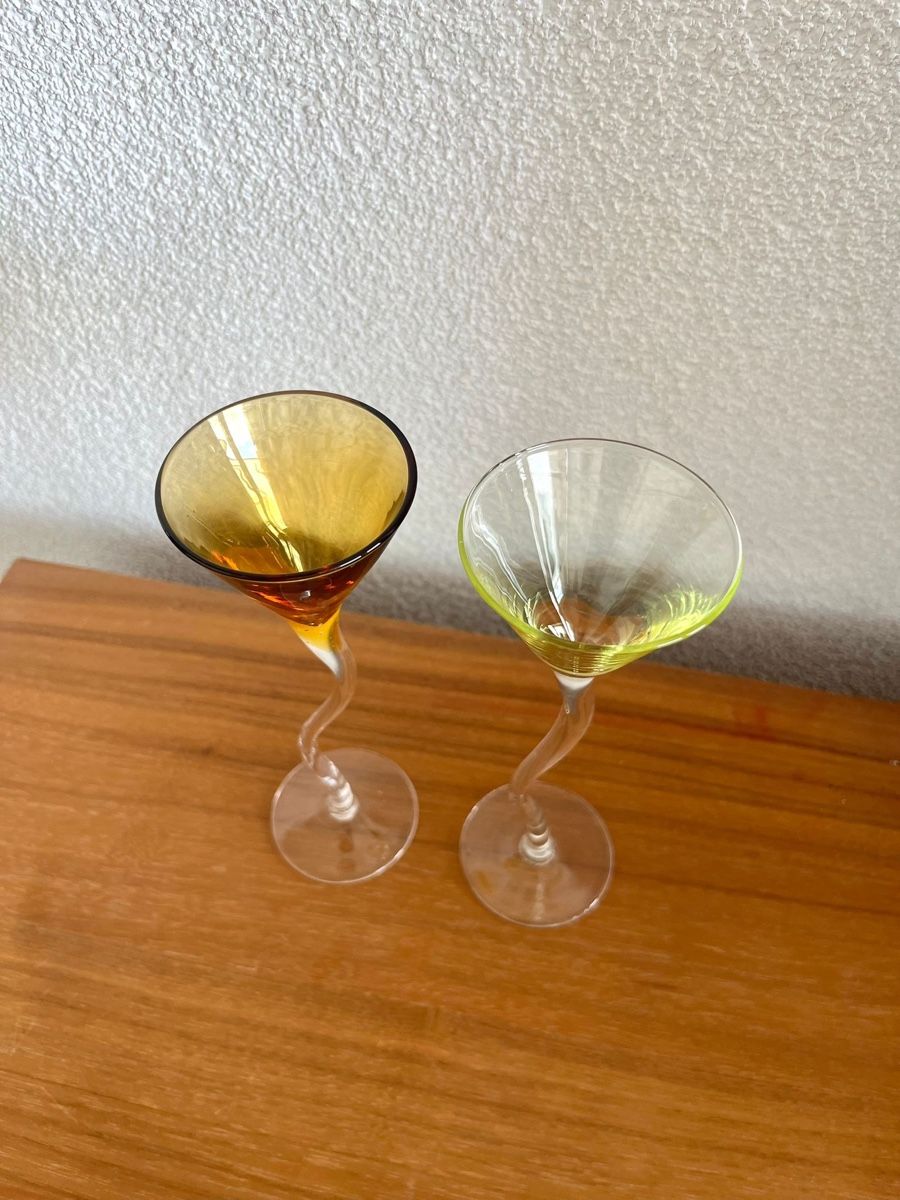 Paire de verres à cocktail torsadés en verre soufflé (Neu (gemäss ...