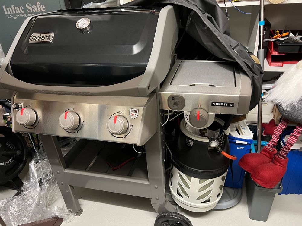 Weber Spirit II GS4 Professional Grill (Gebraucht) in Steinmaur für CHF ...