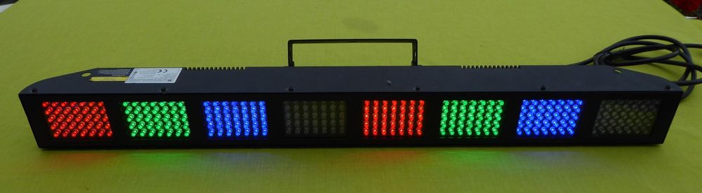 American DJ Color Burst 8 DMX (Gebraucht) in Muri AG für CHF 32 – nur Abholung auf Ricardo kaufen