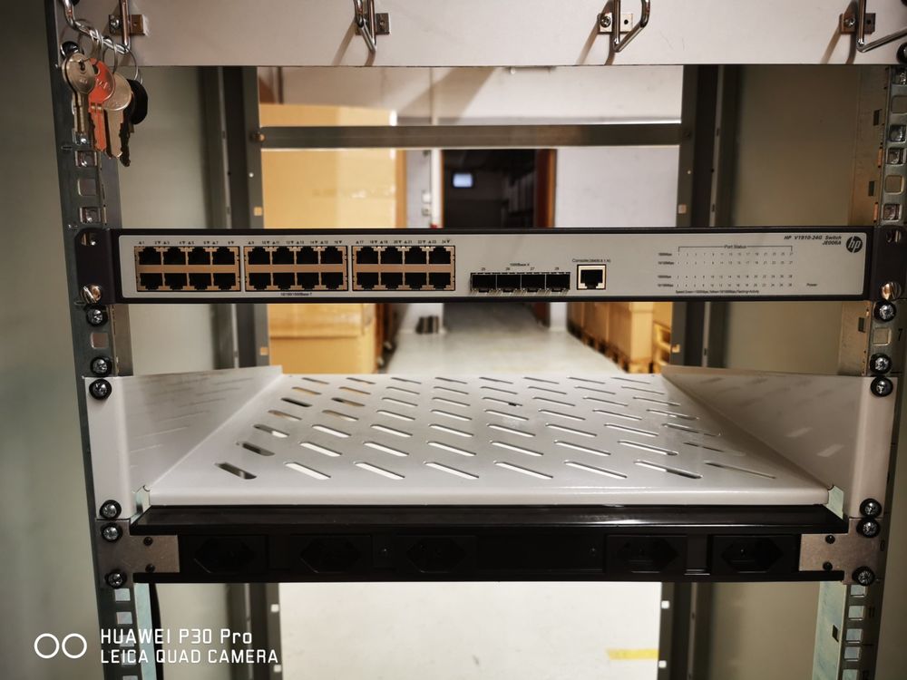 Rack EDV (Gebraucht) in für CHF 80 – nur Abholung auf Ricardo kaufen