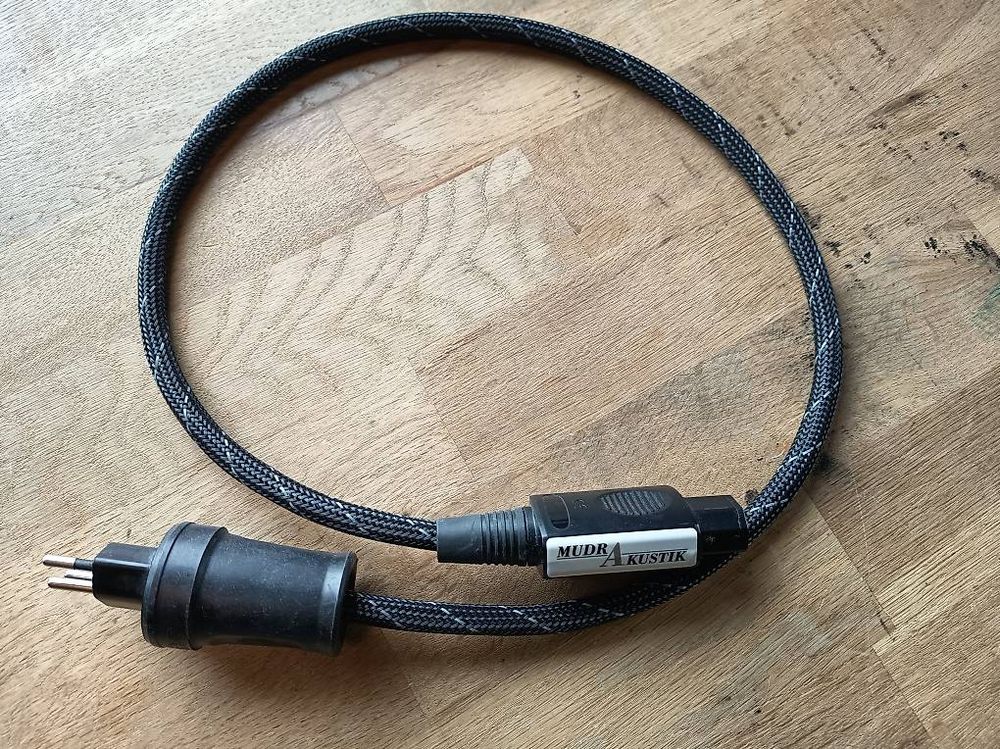 Mudra Akustik Hifi Netzkabel (Gebraucht) in Adligenswil für CHF 85 ...
