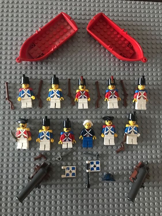 Lego pirates minifigures marine armada (Gebraucht) in Châtel-St-Denis ...