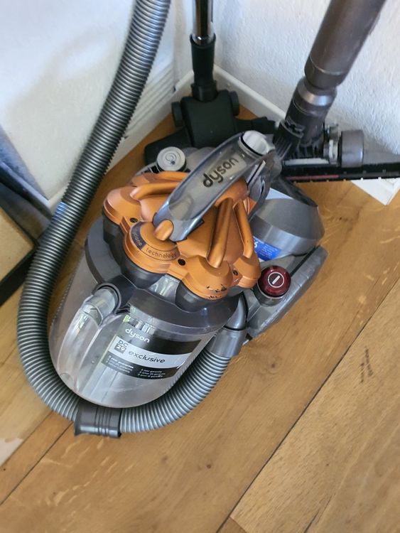 Dyson Staubsauger Modell dc29 exclusive extra für Allergiker | Kaufen ...