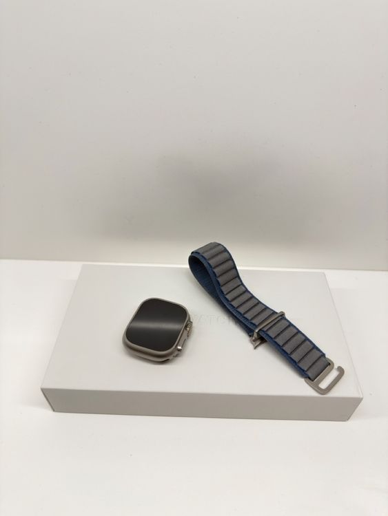 Apple Watch Ultra 2 49mm Titanium and blue alpine Loop (Usato) a ...