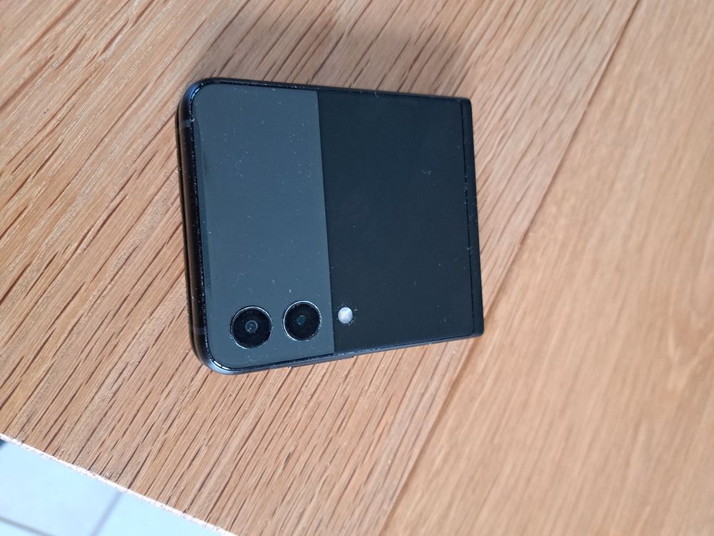Samsung Galaxy Flip Z3 | Kaufen auf Ricardo