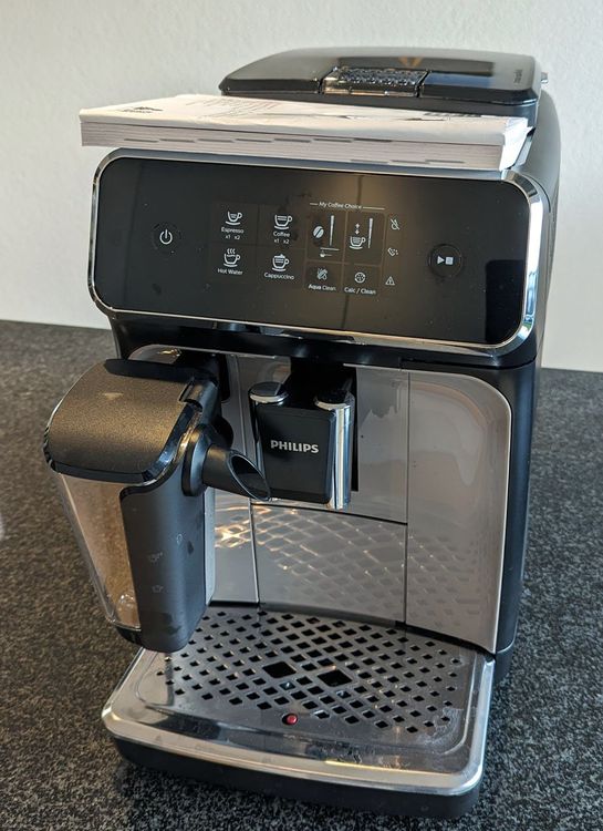 Philips 2200 series EP2235/49 mit Garantie bis 13.9.25 (Gebraucht) in ...