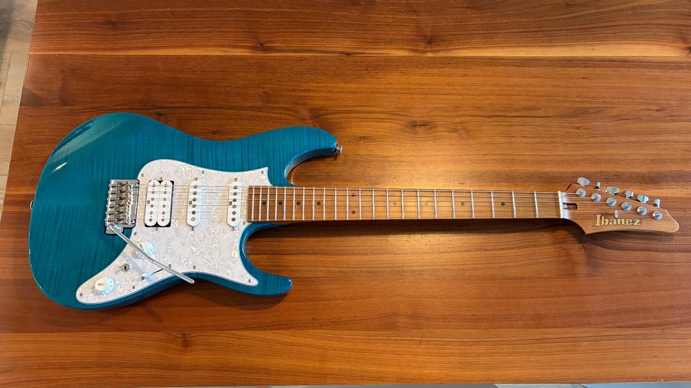 Ibanez AZ2204F - Made in Japan (Gebraucht) in Zürich für CHF 1199 – nur ...