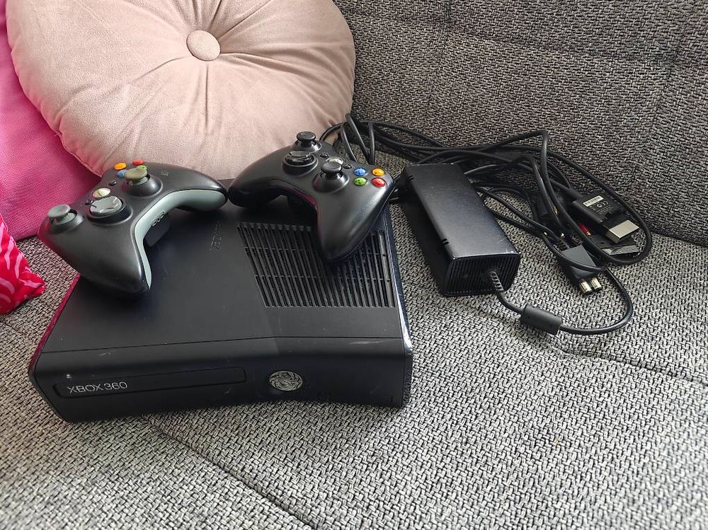 Xbox 360 Slim Konsole (RGH JTAG Homebrew Cracked) (Gebraucht) in ...