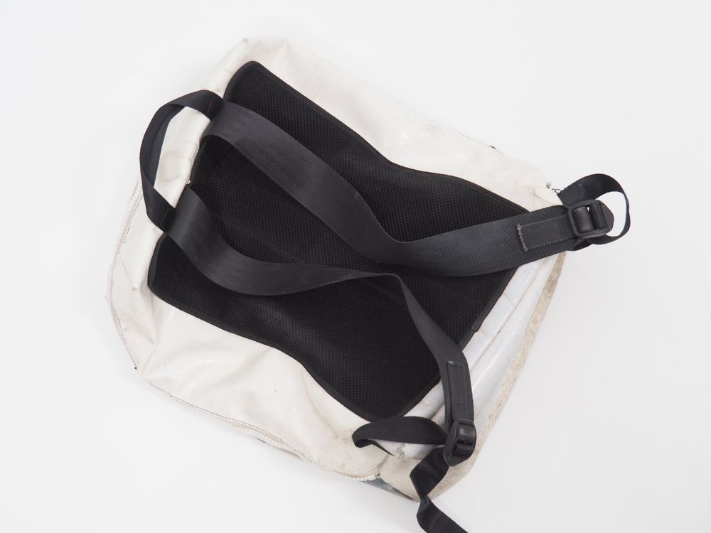 FREITAG F49 Fringe Rucksack 20L (24031813) | Kaufen auf Ricardo