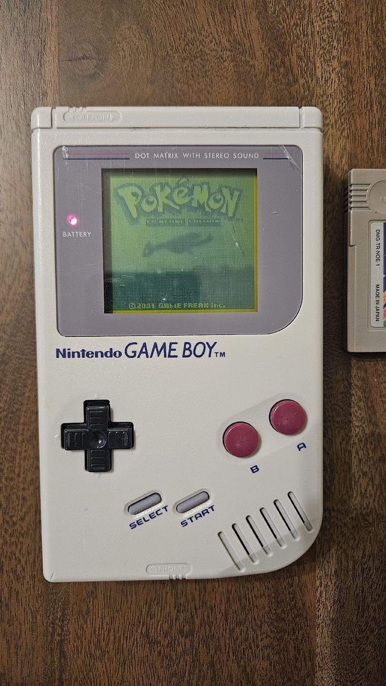 Gameboy Classic + 5 Spiele ( Pokémon& Mario ) (Gebraucht) in Winterthur ...