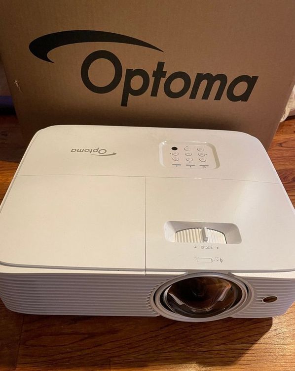 Optoma HD29HST Beamer (wie neu, FHD, 4000lm, MHL, 3D) | Kaufen auf Ricardo