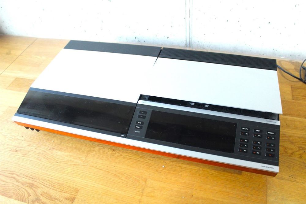 B&O / Bang & Olufsen BEOCENTER 7700 mit dem MMC 4 - Pick-Up (Defekt) in Bern für CHF 198 – mit ...