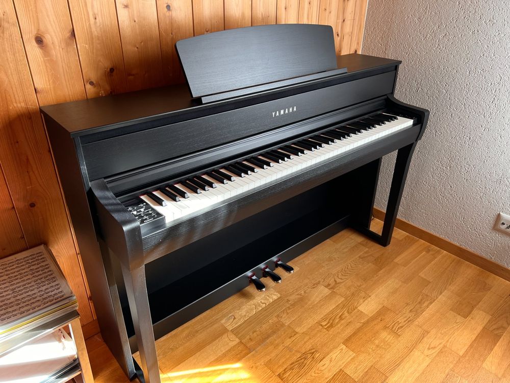 Yamaha CLP-675B Digital Piano Schwarz Matt | Kaufen auf Ricardo