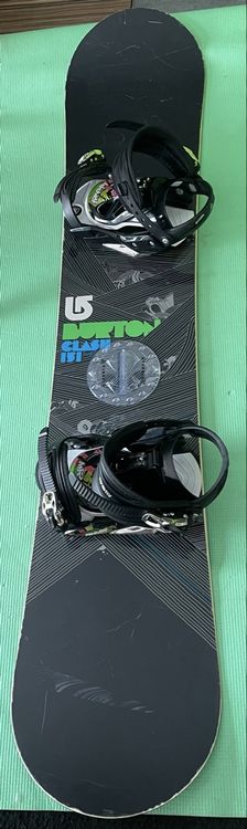 Burton Clash 151 Snowboard mit Bindung (Gebraucht) in Sax für CHF 50 – nur Abholung auf Ricardo ...