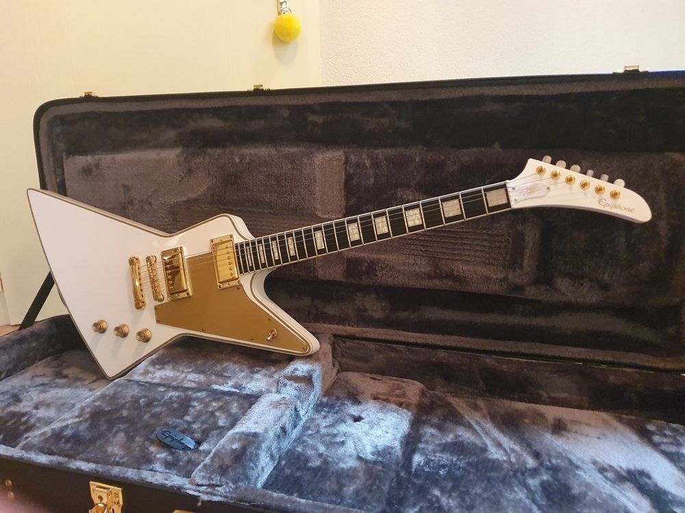 Epiphone Lzzy Hale Signature Explorer, GIBSON Classic57+/57 (Gebraucht ...