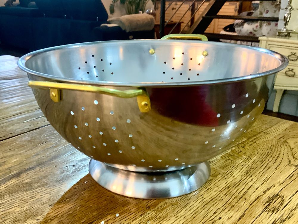 VINTAGE ABTROPFSIEB EDELSTHAL,GRIFFE MESSING, DM-27 CM | Kaufen auf Ricardo