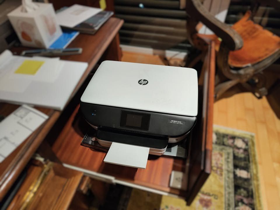 Imprimante HP Envy 5646, bon état (Gebraucht) in La Chaux-de-Fonds für ...