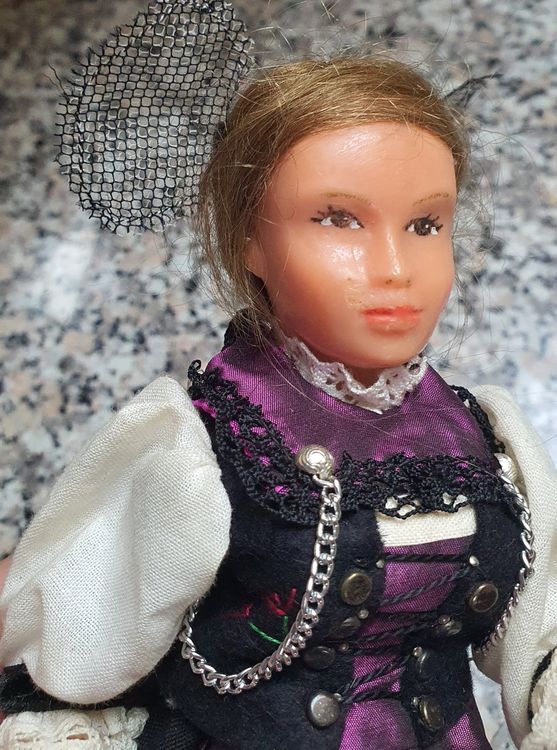 Trachten Puppe Sasha Morgenthaler + K. Glunk (Gebraucht) in Neerach für ...