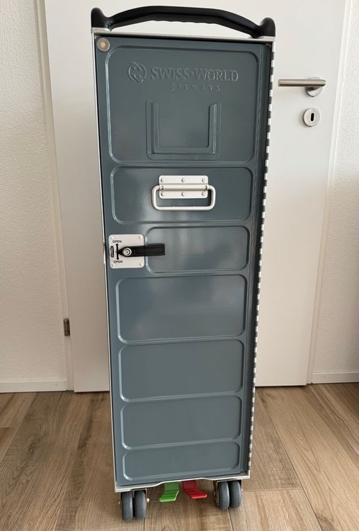 Airline Trolley Swiss World Airways | Kaufen auf Ricardo