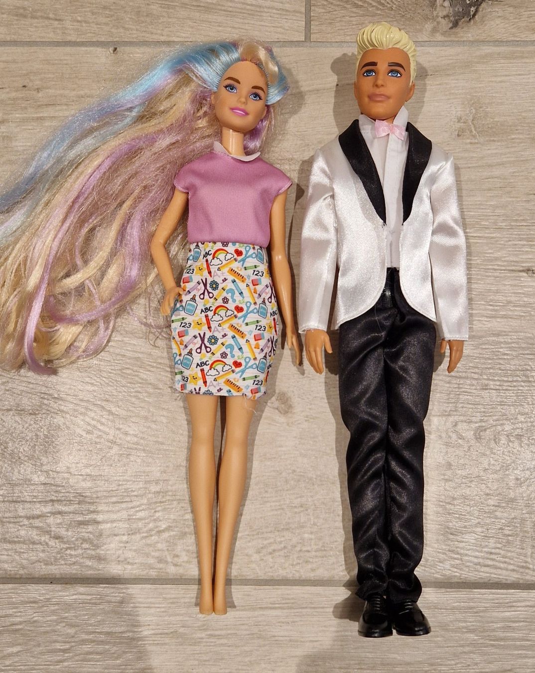 Barbie und Ken Puppen Set, tolle Kleider (Gebraucht) in Rothenburg für ...