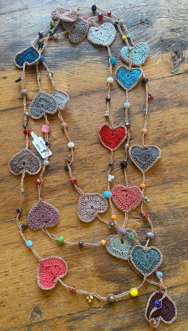 COLLIER "COEUR" HANDMADE!! (Neuf avec emballage d'origine) à Locarno ...