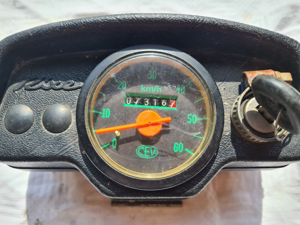 Original Sachs Rixe Cockpit, CEV Tacho funktionstüchtig (Gebraucht) in frümsen für CHF 41 – mit ...