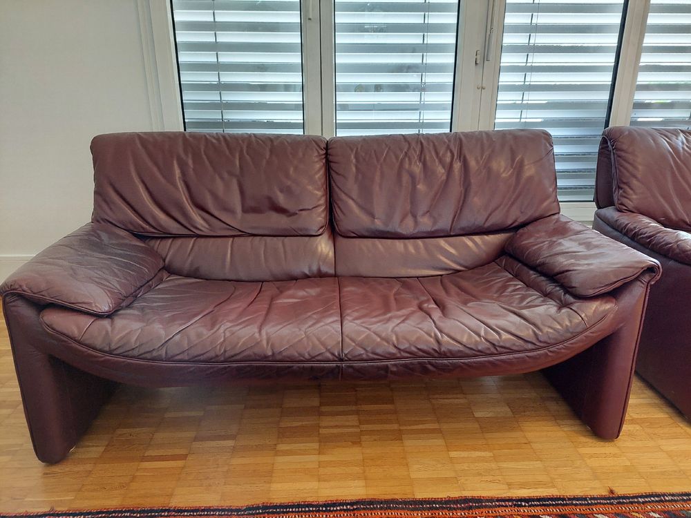 Echtleder 2er Sofa weinrot (Gebraucht) in Langendorf für CHF 18 – nur Abholung auf Ricardo kaufen