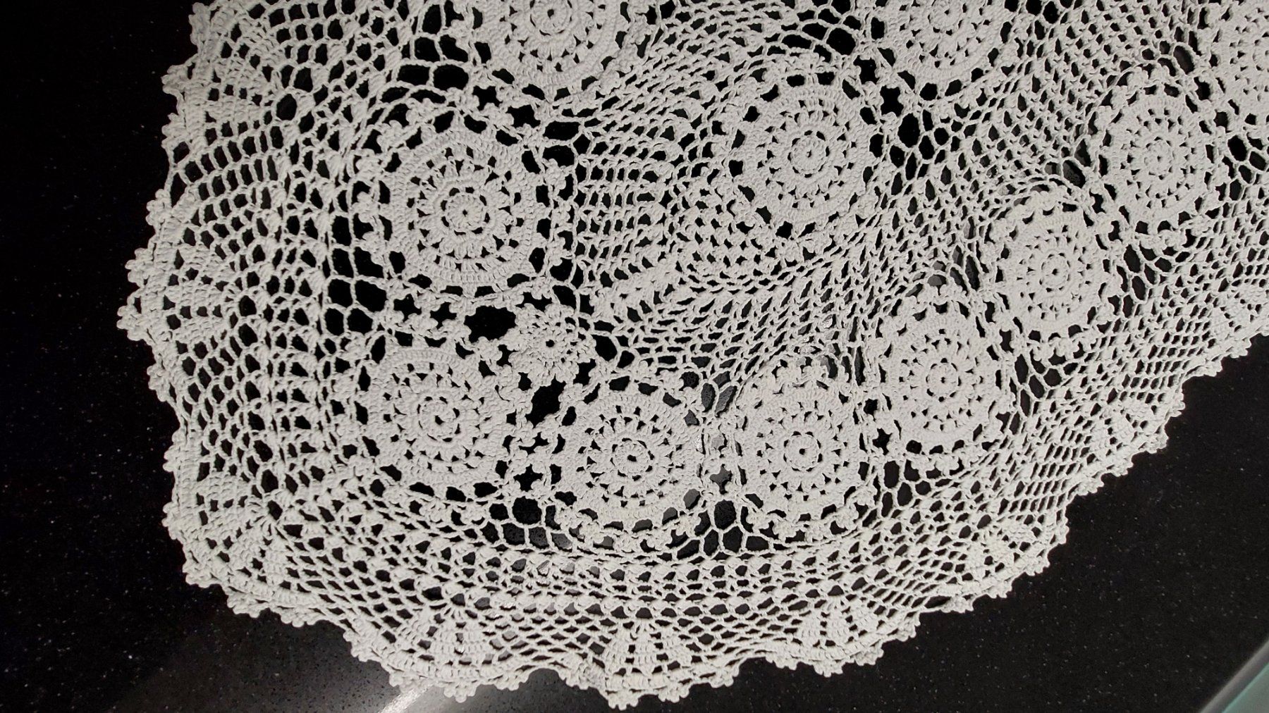 3St. Spitzendeckeli Vintage 1 zu 39 /84cm & 1 23cm & 21,8cm (Gebraucht ...