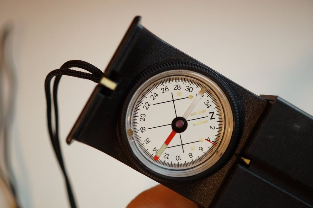 RECTA DP6 Kompass / Kunststoffgehäuse | Kaufen auf Ricardo