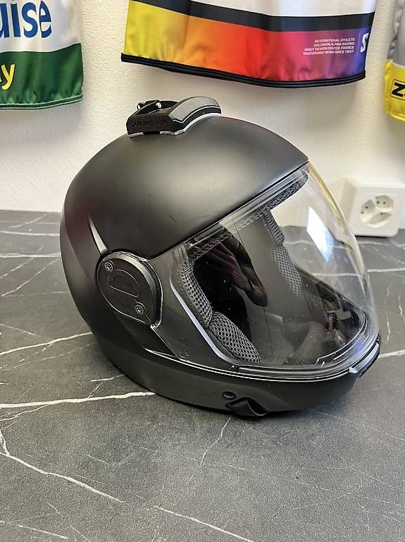 Cookie G4 Skydive Helm (Gebraucht) in Balzers für CHF 160 – mit ...