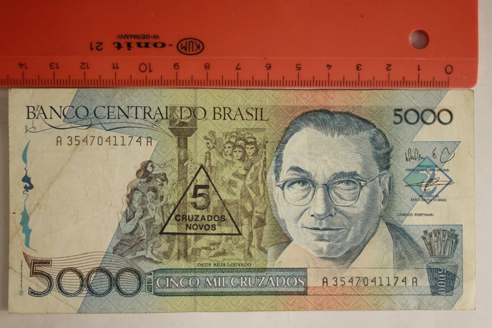 5000 Cruzados (Gebraucht) in La plaine für CHF 3 – mit Lieferung auf ...