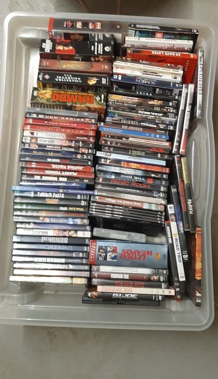 Grosse DVD Sammlung mit DVD-Player | Kaufen auf Ricardo