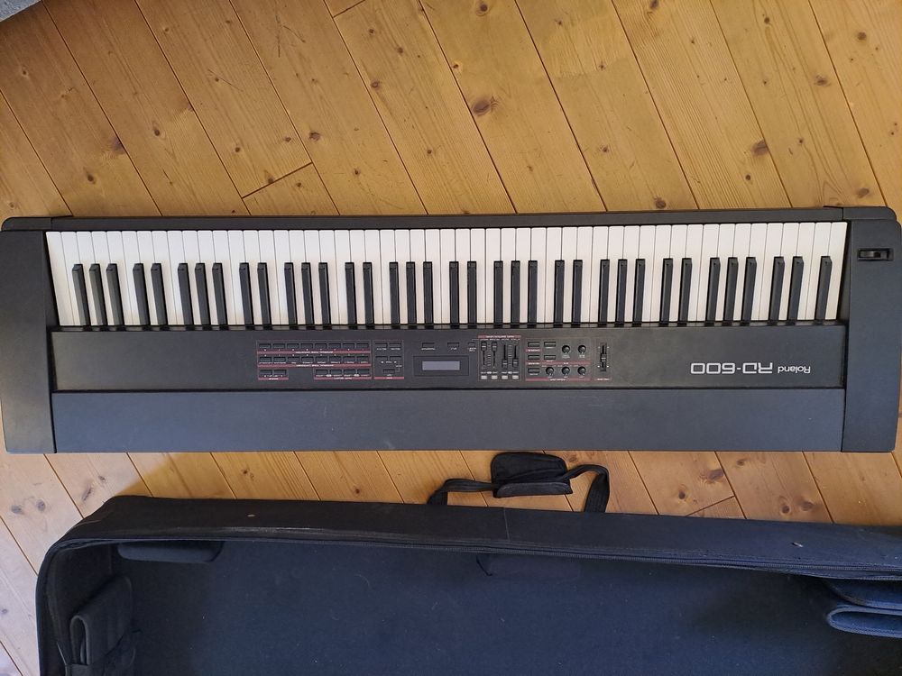 Roland RD-600 Digital Piano (Gebraucht) in Frauenfeld für CHF 101 – nur ...