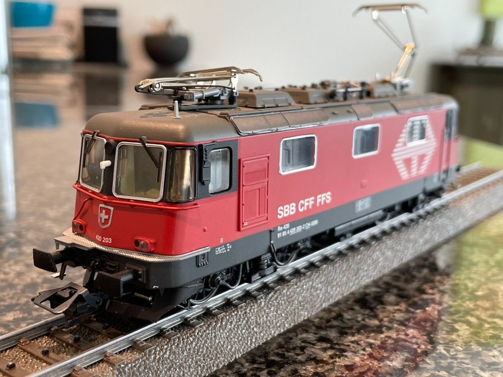 MÄRKLIN 29487 EL-Lokomotive SBB H0 Re 420 "LION" mit Sound (Gebraucht ...