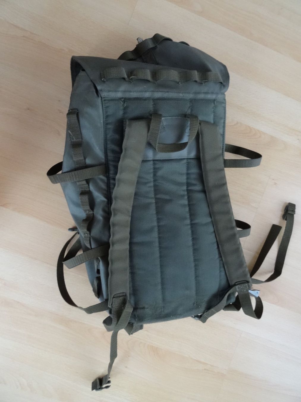 gebrauchter Militärrucksack (Gebraucht) in Lupfig für CHF 5 – mit ...