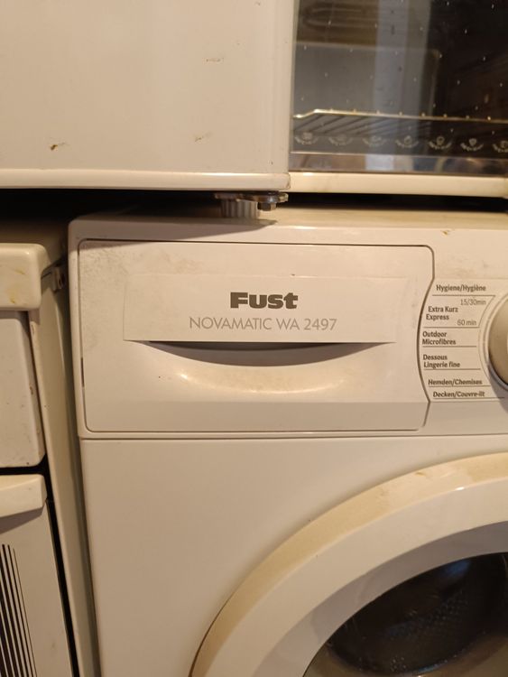 Machine à laver Fust (Gebraucht) in Fiez für CHF 1 – nur Abholung auf ...